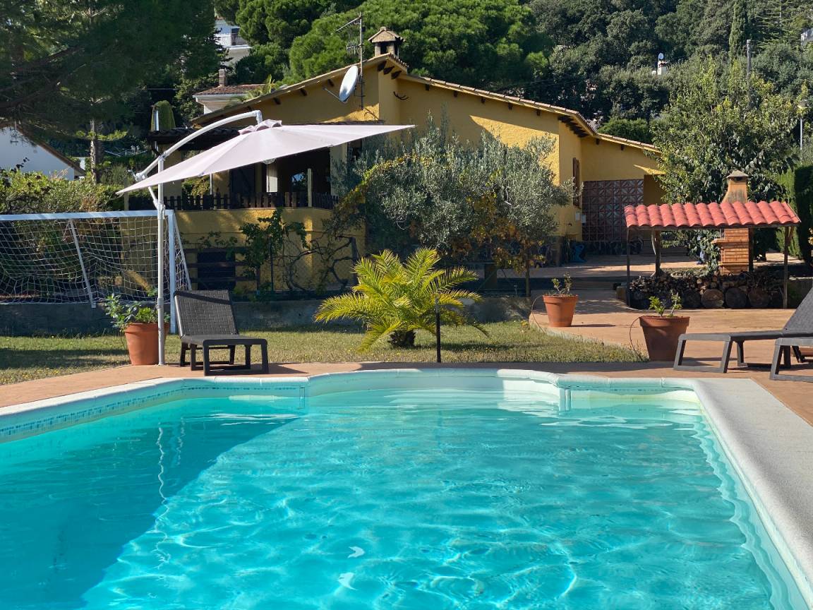 80 M² Villa ∙ 3 Habitaciones ∙ 6 Huéspedes - Calonge