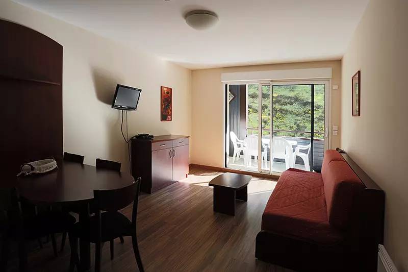 41 M² Appartement ∙ 1 Slaapkamer ∙ 4 Gasten - Loudenvielle