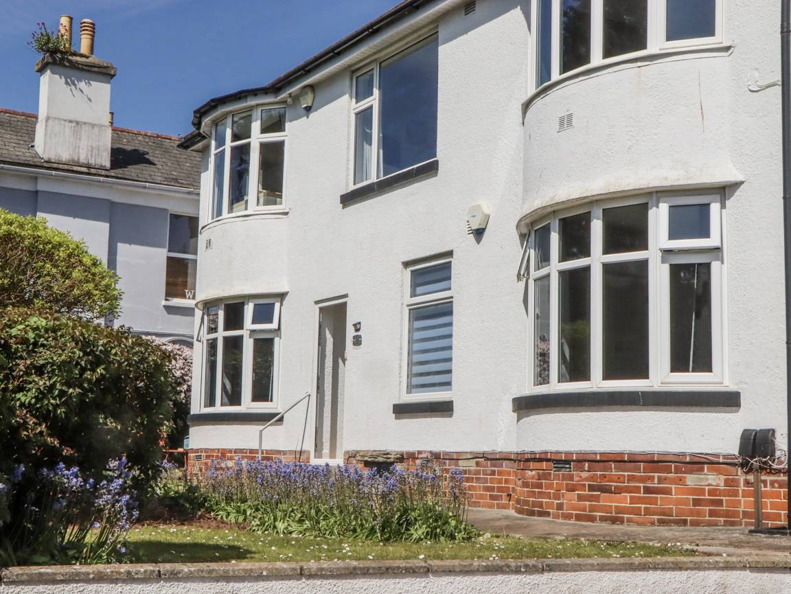 Cottage ∙ 2 Bedrooms ∙ 4 Guests - Shaldon