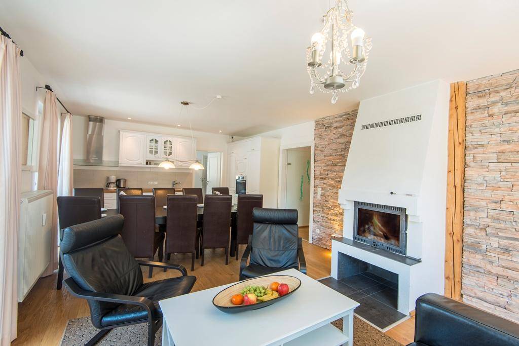 110 M² Apartment ∙ 4 Bedrooms ∙ 12 Guests - Bad Hofgastein