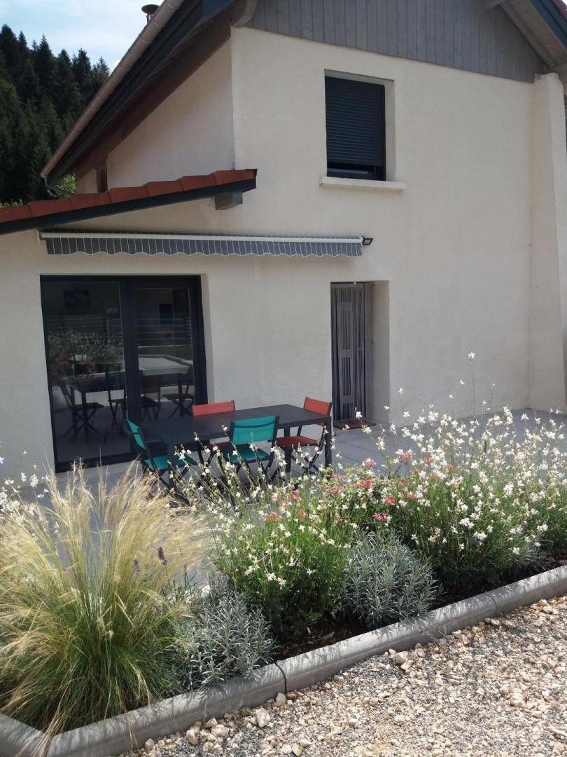 73 M² Gîte ∙ 2 Chambres ∙ 4 Personnes - Doubs