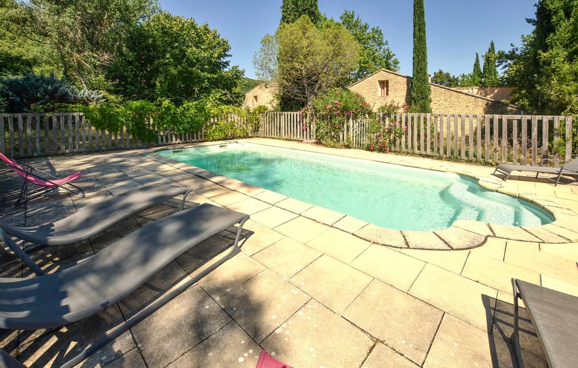 200 M² Maison De Vacances ∙ 4 Chambres ∙ 11 Personnes - Malaucène