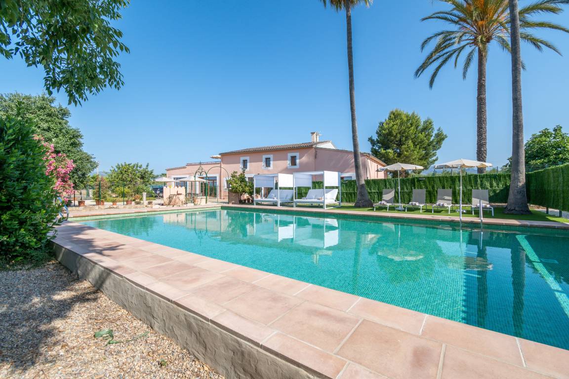 685 M² Finca ∙ 4 Schlafzimmer ∙ 8 Gäste - Can Pastilla