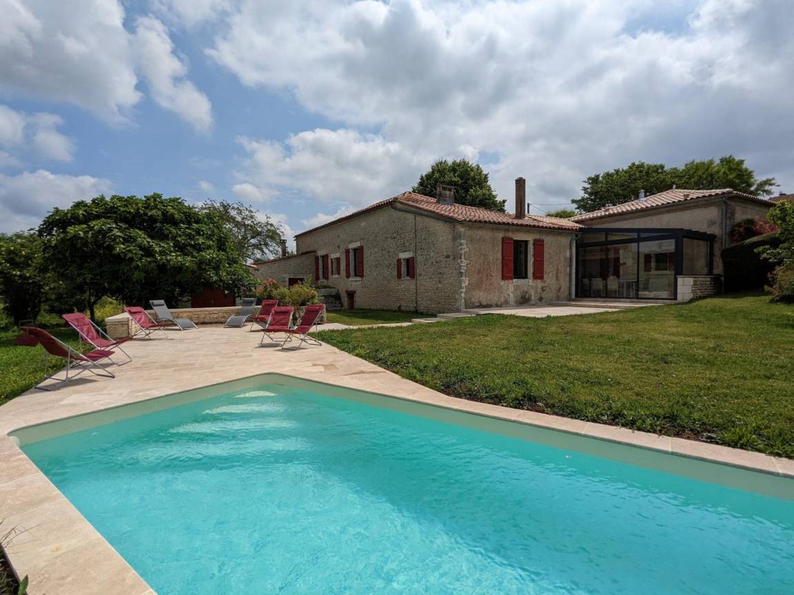 117 M² Cottage ∙ 3 Chambres ∙ 8 Personnes - Jardins du logis de Forge