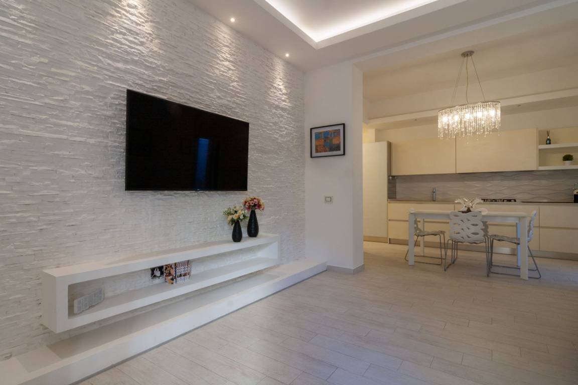 80 M² Appartement ∙ 2 Chambres ∙ 4 Personnes - Follonica