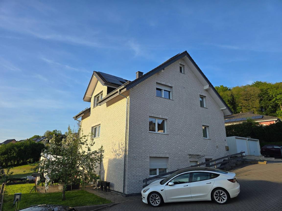 88 M² Ferienwohnung ∙ 2 Schlafzimmer ∙ 6 Gäste - Bergneustadt