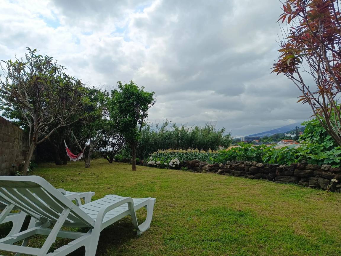 77 M² Casa ∙ 3 Quartos ∙ 6 Hóspedes - Angra do Heroísmo