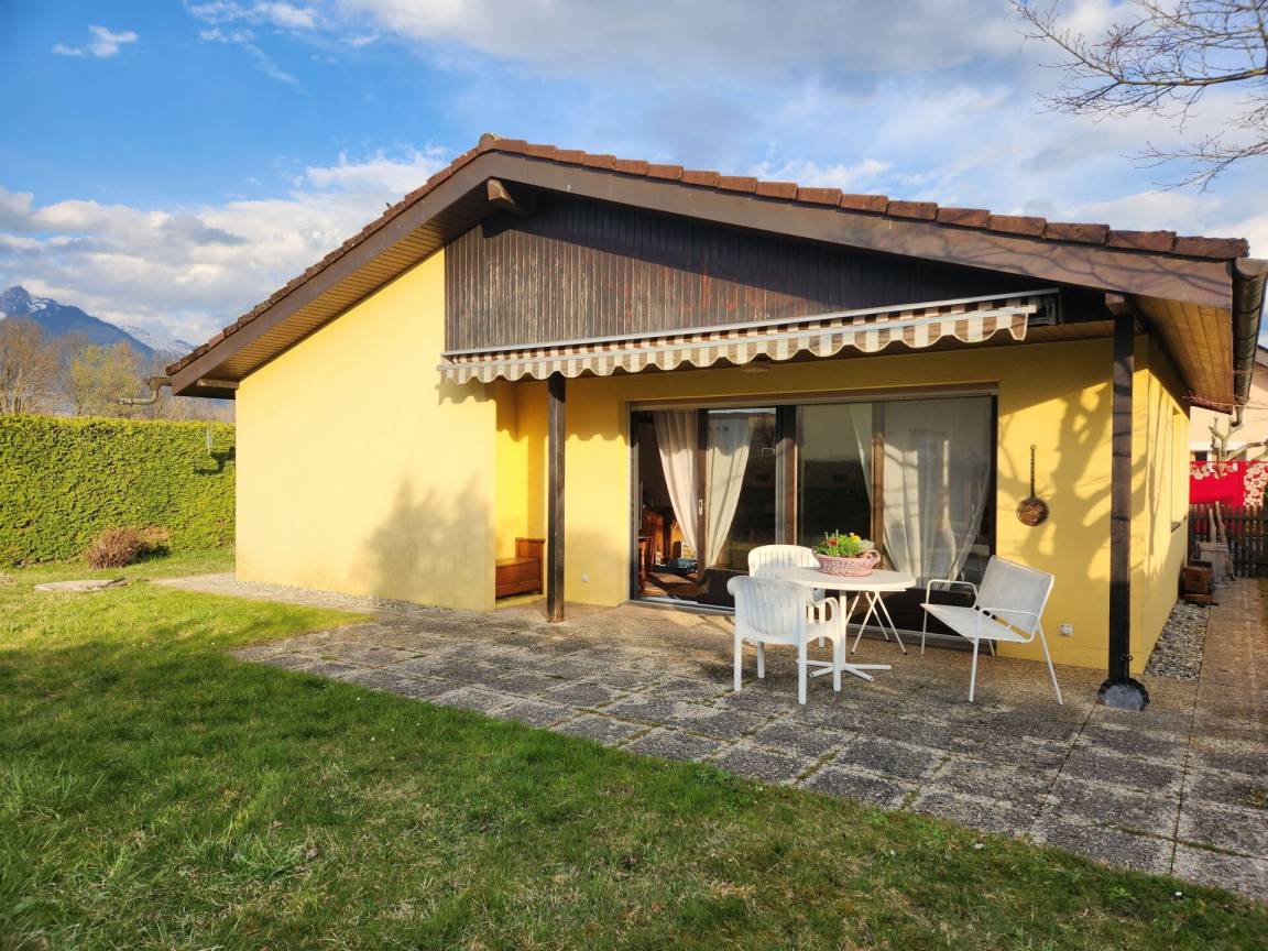 90 M² House ∙ 2 Bedrooms ∙ 4 Guests - Montreux