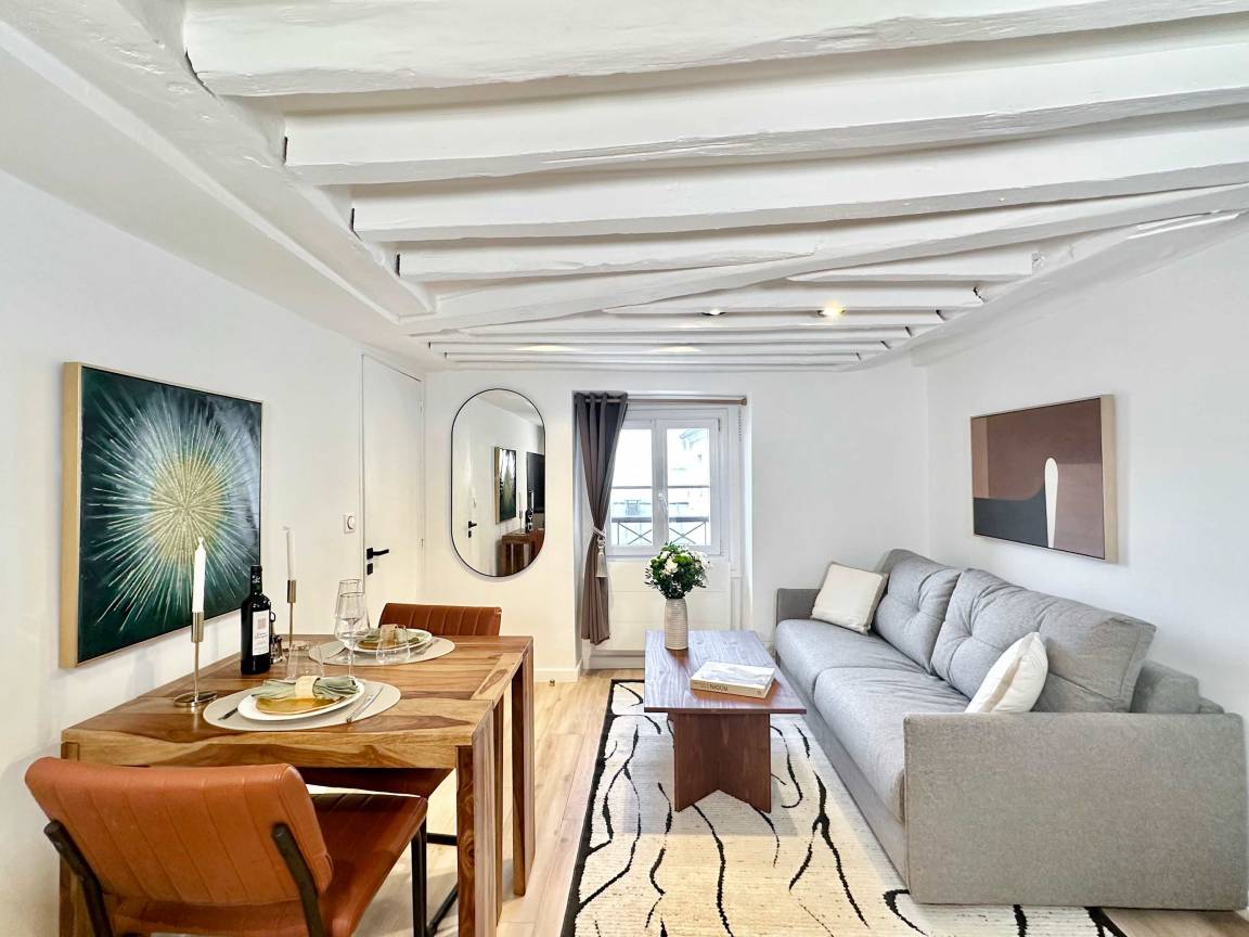 42 M² Appartement ∙ 1 Chambre ∙ 4 Personnes - ibis Paris Gare De L'Est TGV