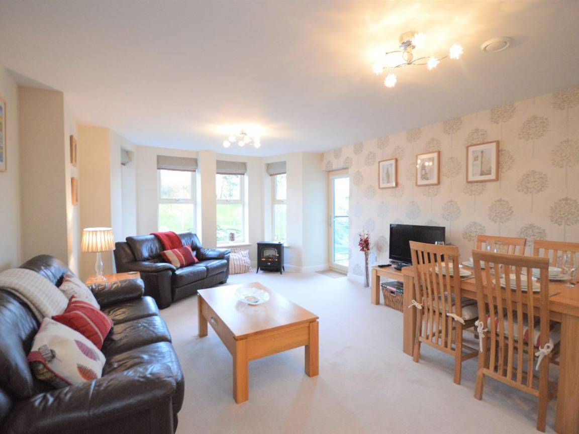 Apartment ∙ 2 Bedrooms ∙ 4 Guests - Runswick Bay