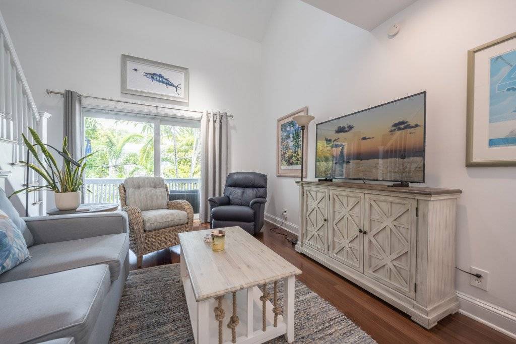 93 M² Ferienhaus ∙ 2 Schlafzimmer ∙ 4 Gäste - Key West, FL