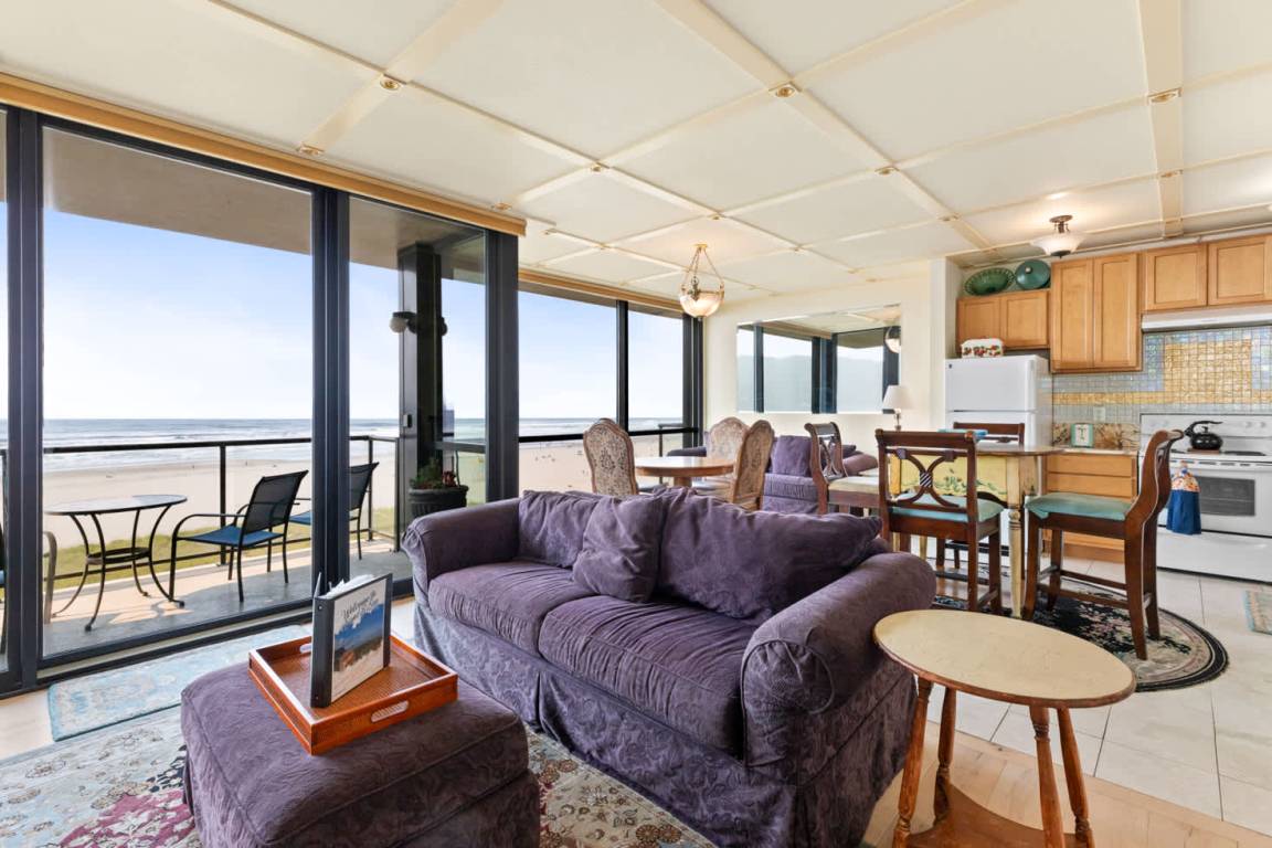 130 M² Apartment ∙ 2 Bedrooms ∙ 6 Guests - Cannon Beach, OR