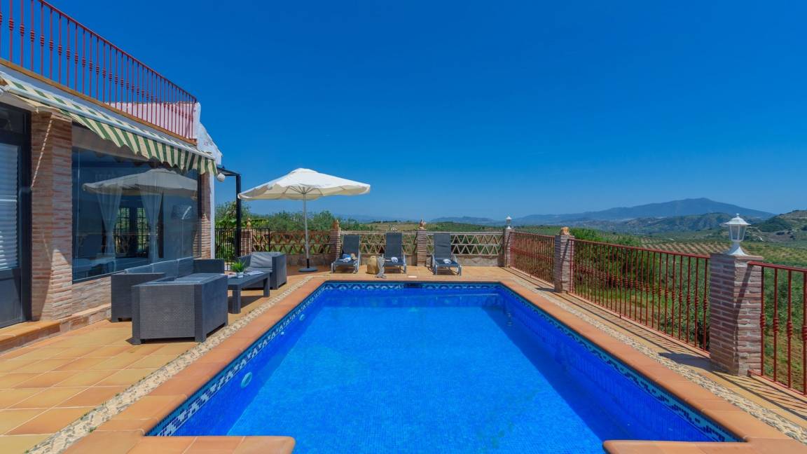 120 M² Huis ∙ 2 Slaapkamers ∙ 4 Gasten - Monda