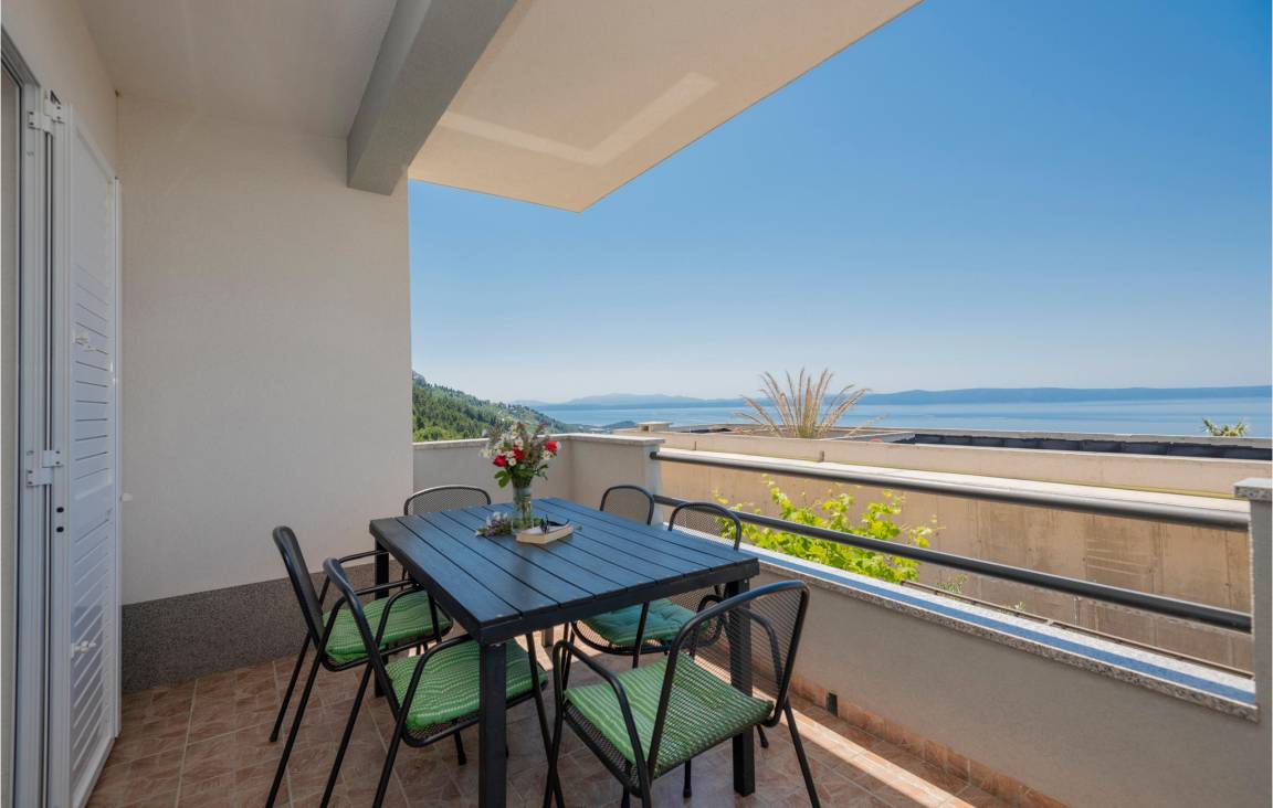 96 M² Apartment ∙ 3 Bedrooms ∙ 6 Guests - Podgora, Croatia
