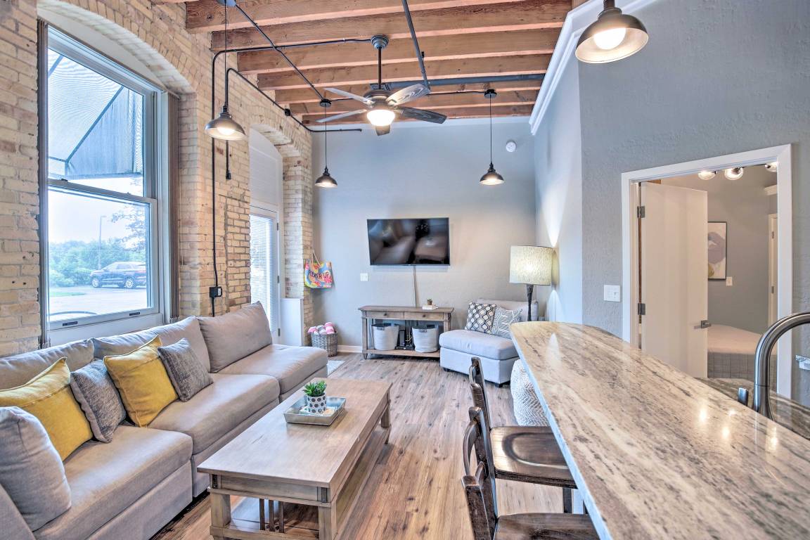 55 M² Ferienwohnung ∙ 1 Schlafzimmer ∙ 2 Gäste - Grand Haven, MI