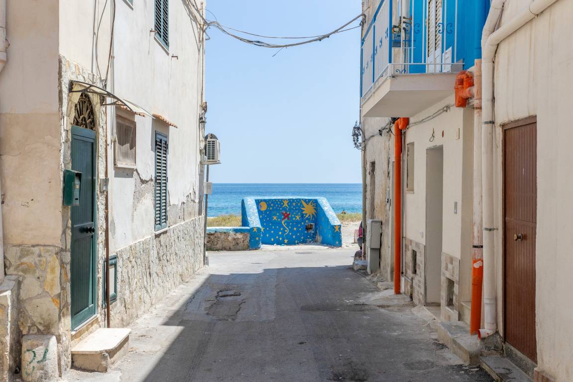 95 M² House ∙ 2 Bedrooms ∙ 4 Guests - Palermo, Italy