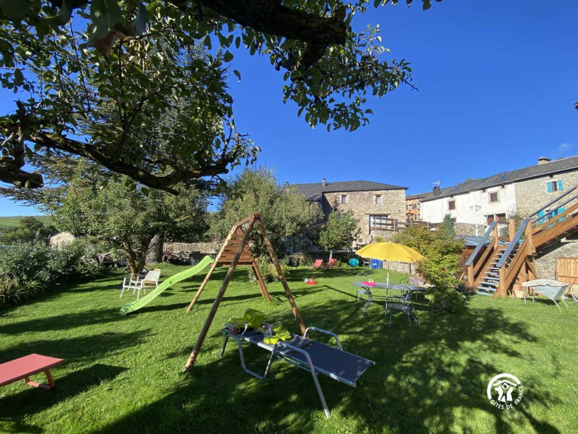 55 M² Mökki ∙ 2 Makuuhuonetta ∙ 4 Vierasta - Pyrenees