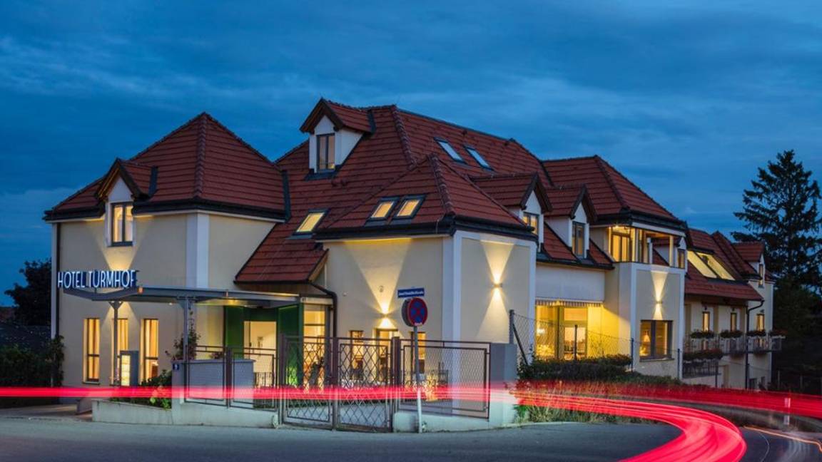 30 M² Hotel ∙ 1 Bedroom ∙ 2 Guests - Baden bei Wien