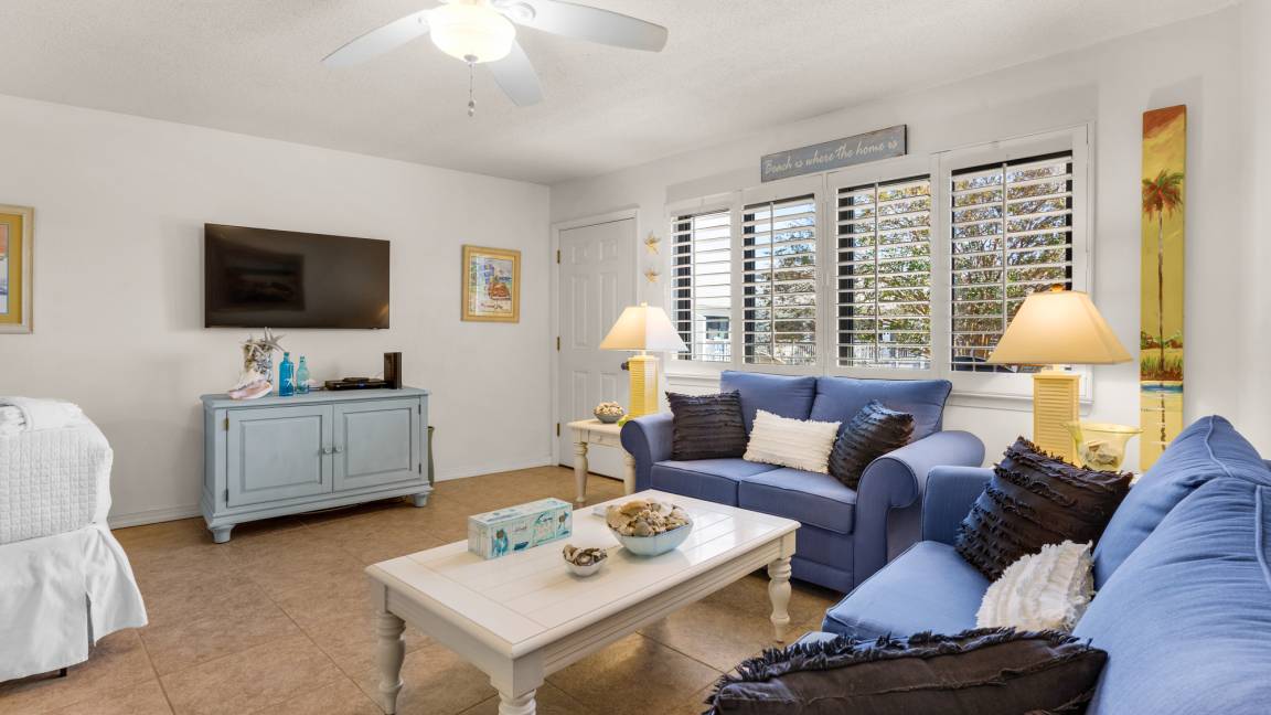 Apartment ∙ 4 Guests - Seaside, FL