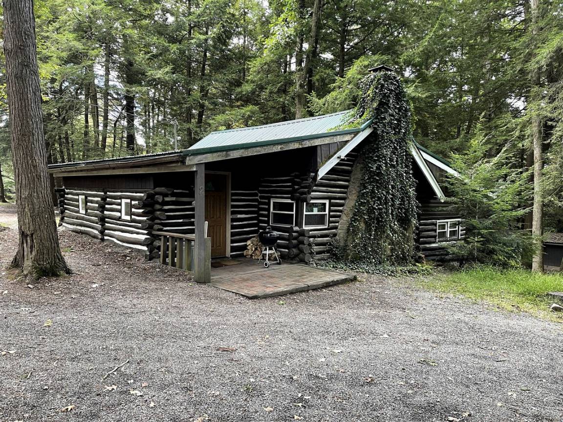 House ∙ 4 Bedrooms ∙ 10 Guests - Clear Creek State Park, Sigel