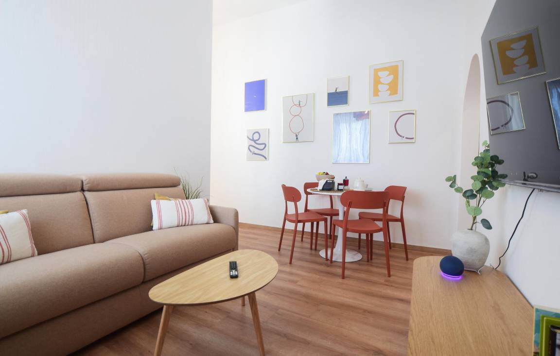 70 M² Apartamento ∙ 1 Habitación ∙ 4 Huéspedes - Piombino