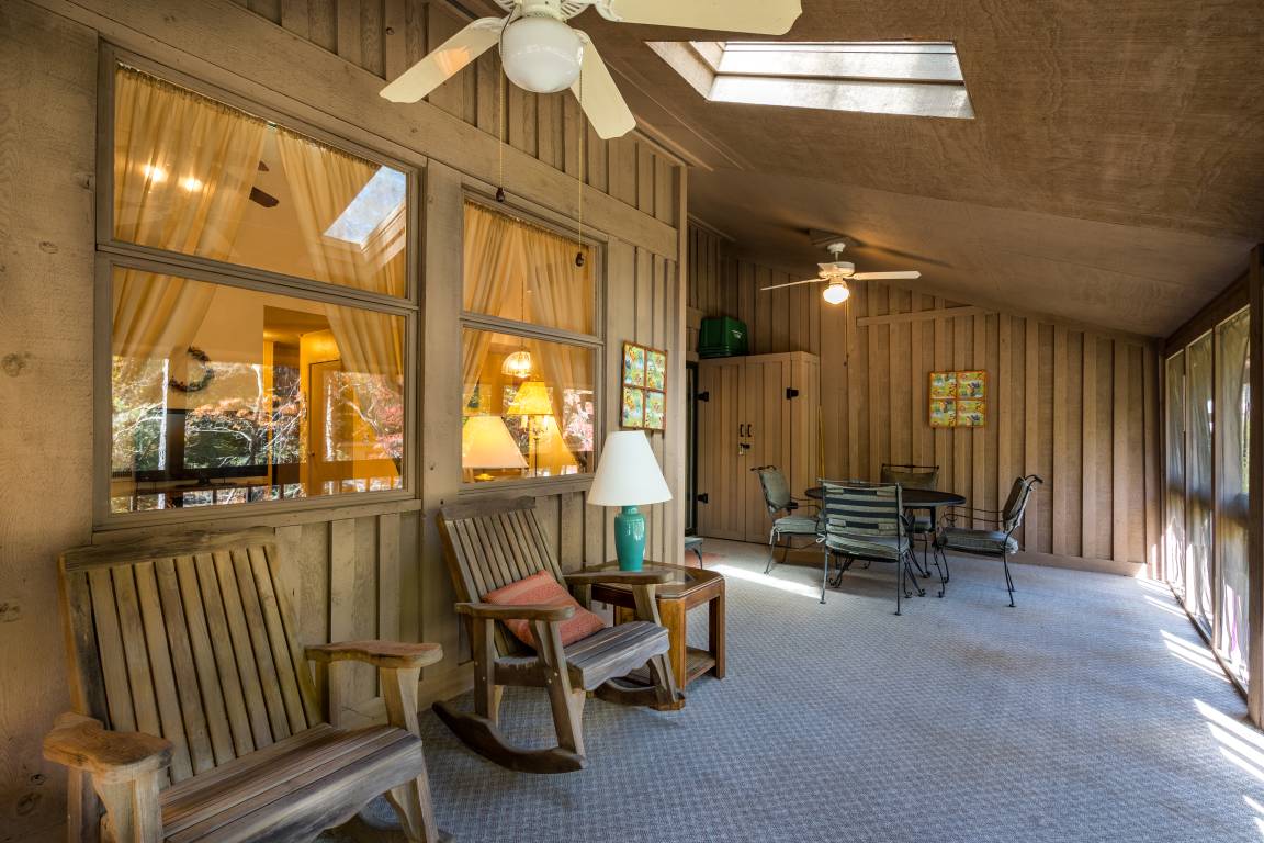 120 M² House ∙ 2 Bedrooms ∙ 4 Guests - Cashiers, NC