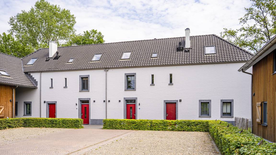 210 M² Bungalow ∙ 7 Schlafzimmer ∙ 14 Gäste - Maastricht