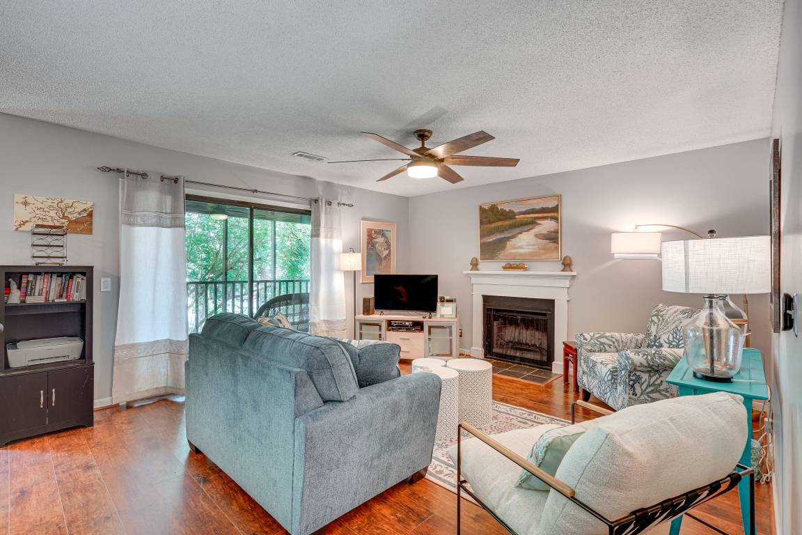 98 M² Apartment ∙ 2 Bedrooms ∙ 4 Guests - Charleston, SC