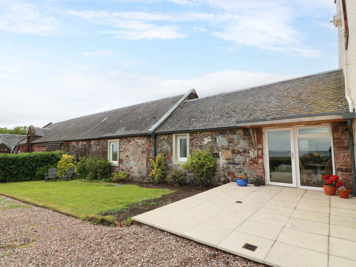 Cottage ∙ 2 Bedrooms ∙ 4 Guests - Girvan