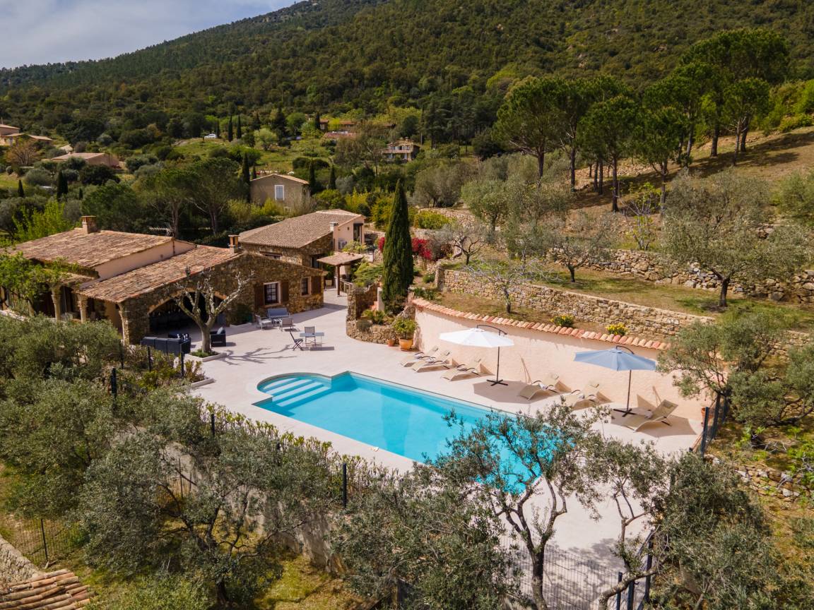 170 M² Villa ∙ 6 Slaapkamers ∙ 12 Gasten - Le Plan-de-la-Tour