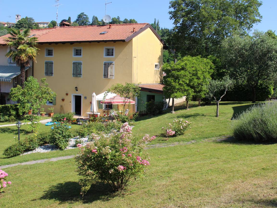 160 M² Cottage ∙ 5 Bedrooms ∙ 15 Guests - Alps