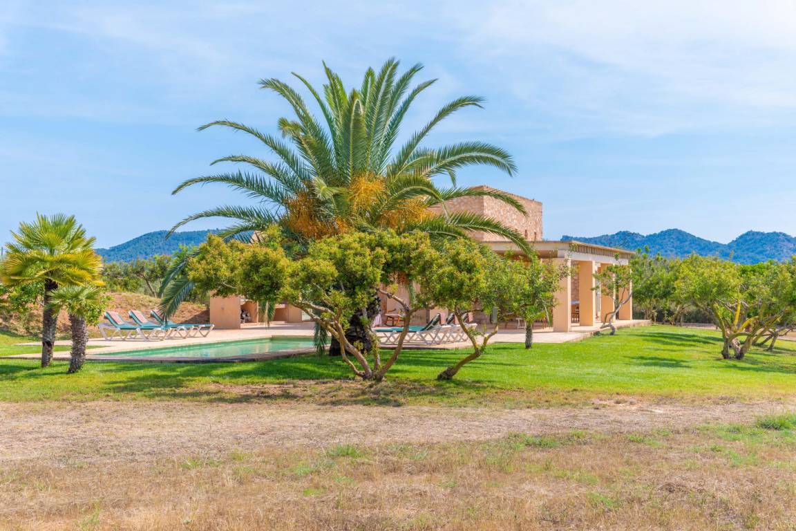279 M² Villa ∙ 3 Bedrooms ∙ 6 Guests - Cala Millor
