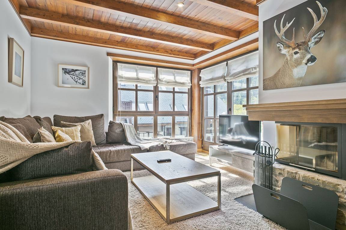84 M² Apartamento ∙ 3 Habitaciones ∙ 8 Huéspedes - Baqueira