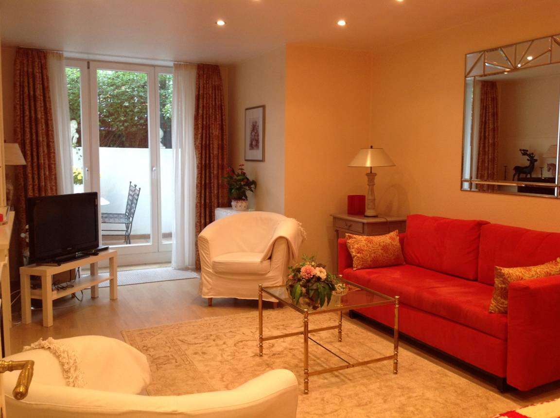 64 M² Ferienwohnung ∙ 1 Schlafzimmer ∙ 3 Gäste - Norderstedt