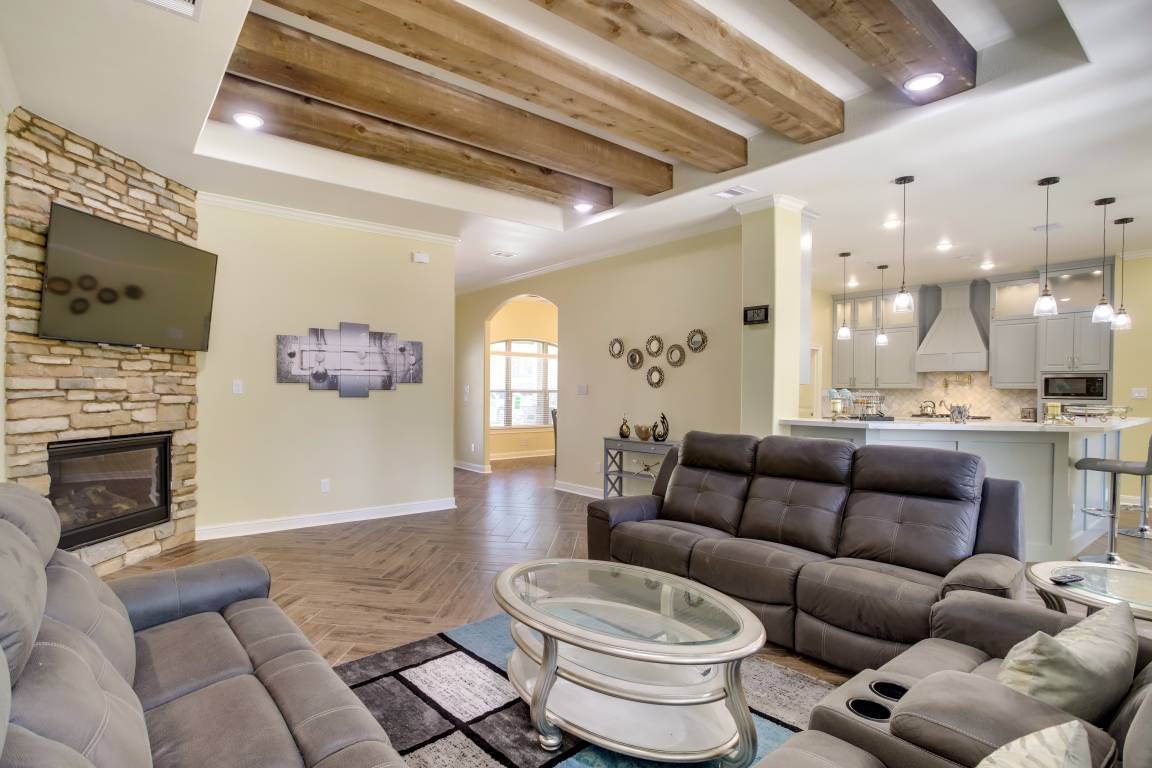 226 M² House ∙ 4 Bedrooms ∙ 8 Guests - Pinehurst, TX