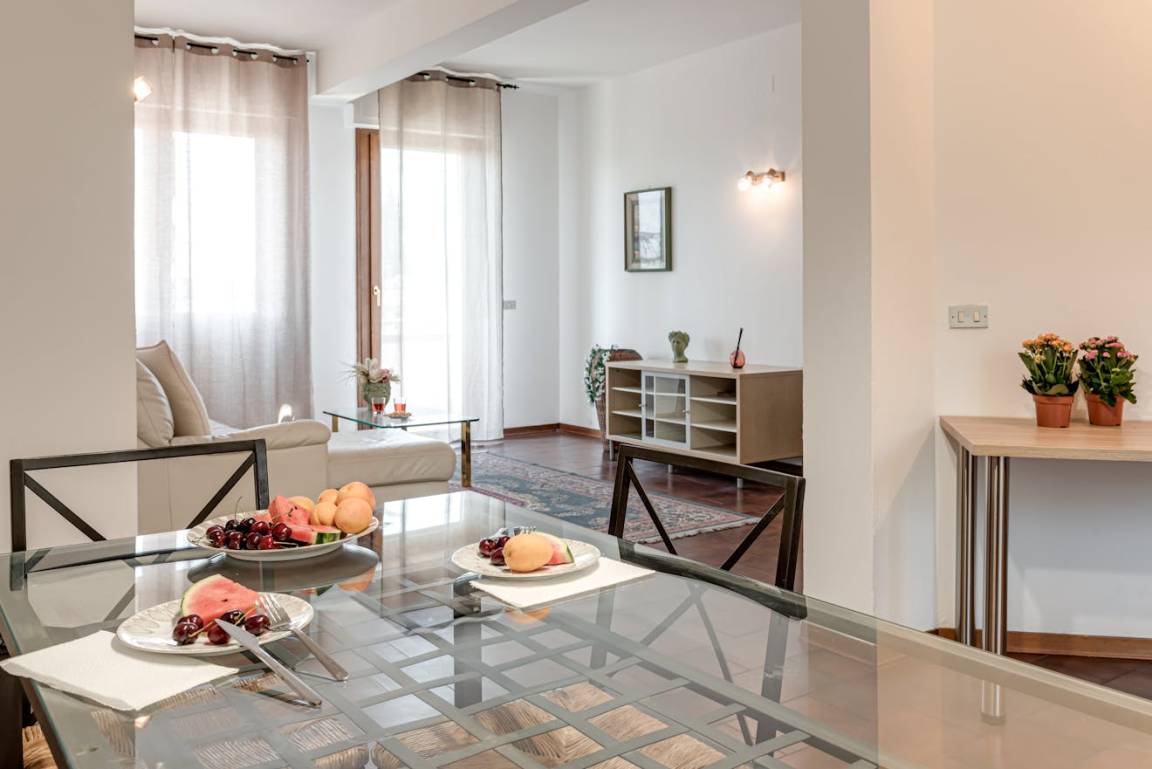 103 M² Huis ∙ 3 Slaapkamers ∙ 5 Gasten - Prato