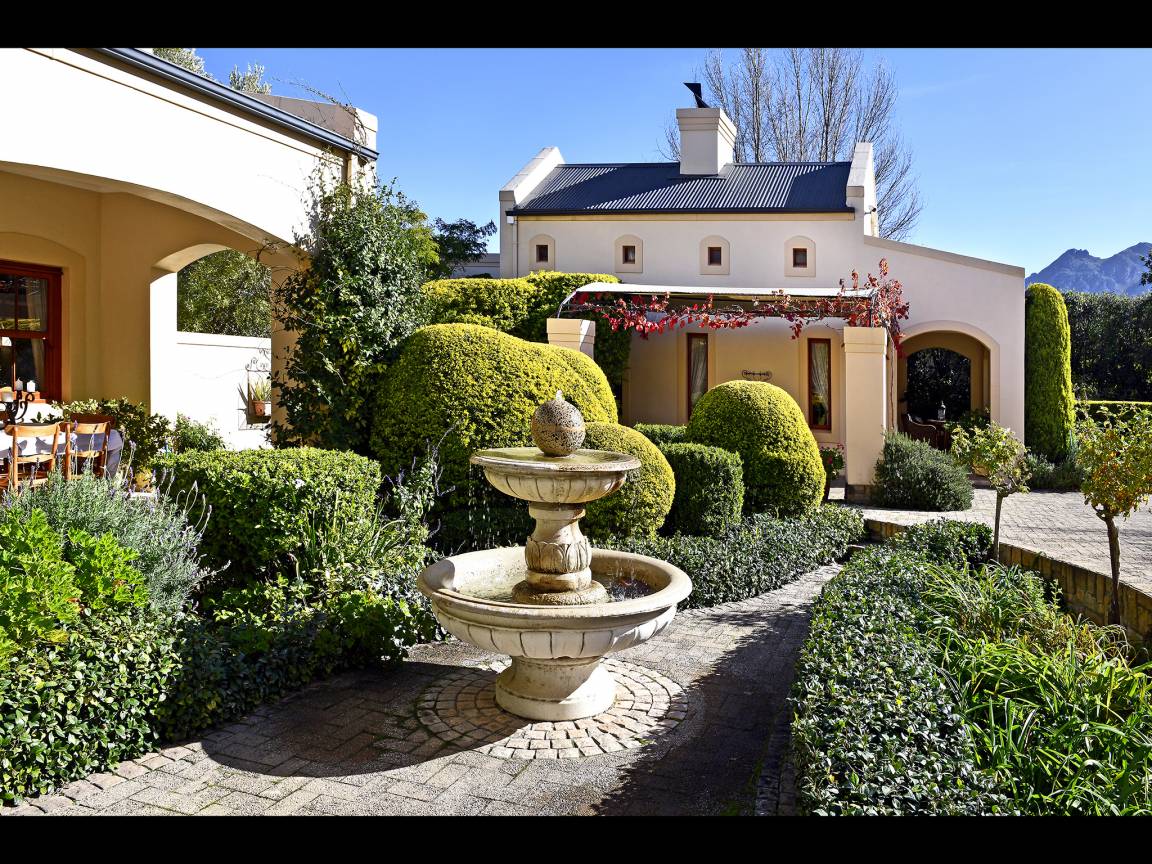 70 M² House ∙ 1 Bedroom ∙ 2 Guests - Franschhoek