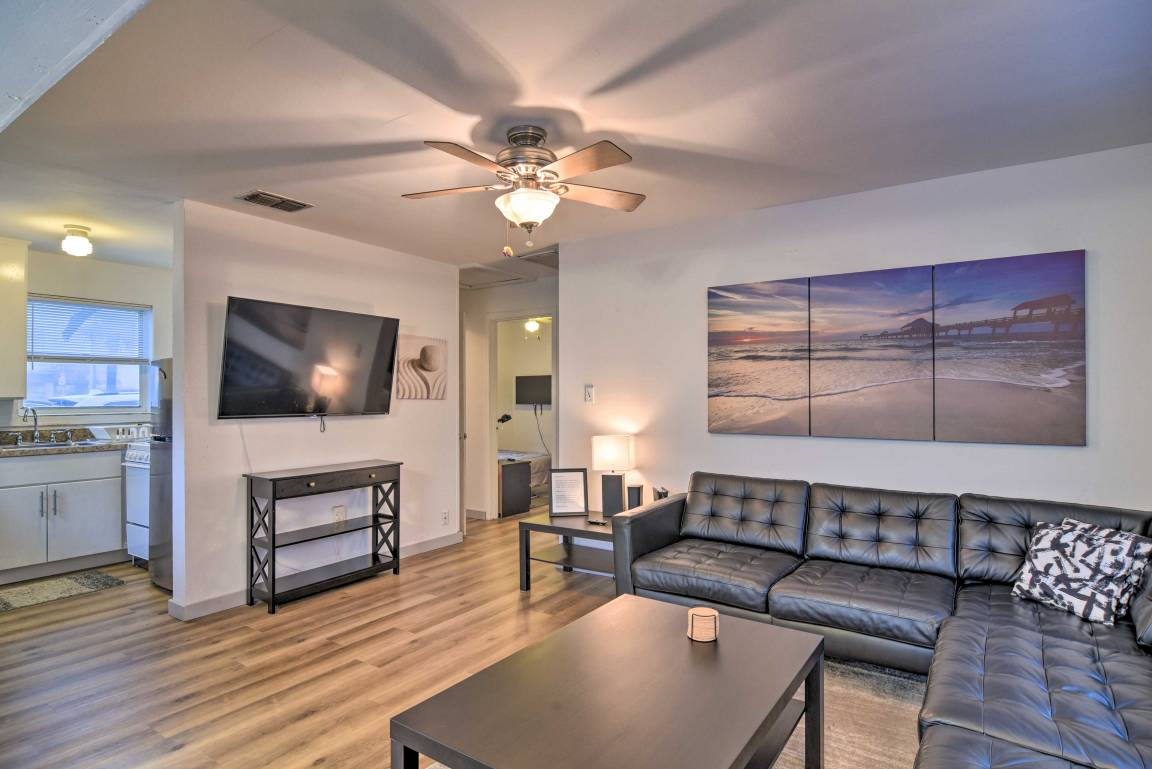 83 M² Cottage ∙ 2 Bedrooms ∙ 5 Guests - Madeira Beach, FL