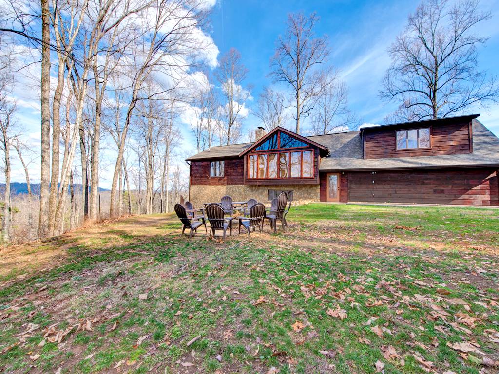 363 M² Cabin ∙ 6 Bedrooms ∙ 26 Guests - Gatlinburg, TN