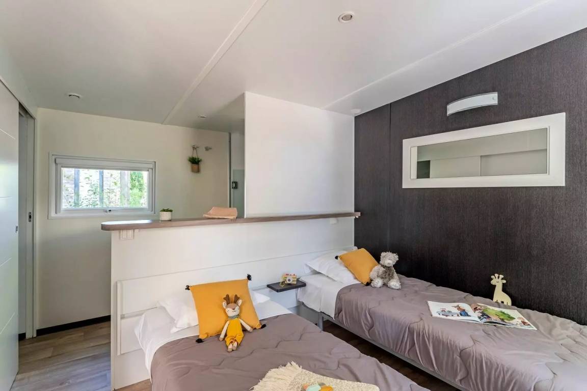 40 M² Mobil-home ∙ 2 Chambres ∙ 4 Personnes - Grospierres