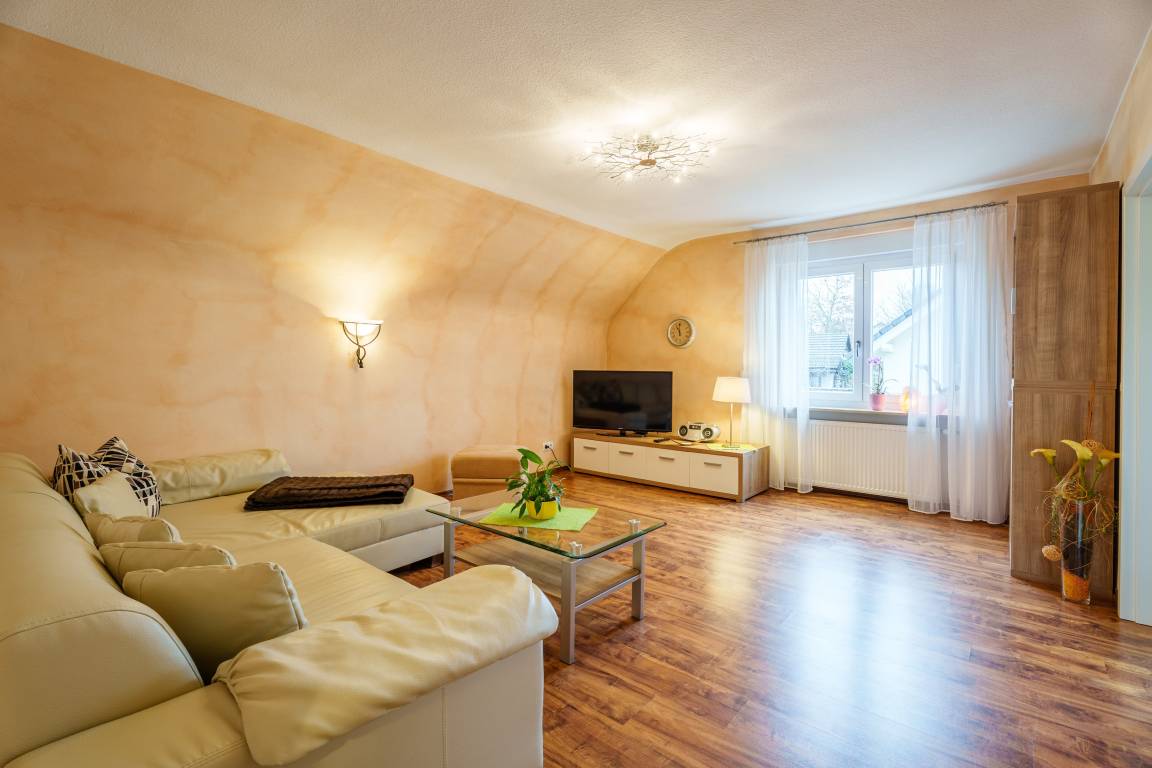 90 M² Appartement ∙ 2 Slaapkamers ∙ 4 Gasten - Sasbach