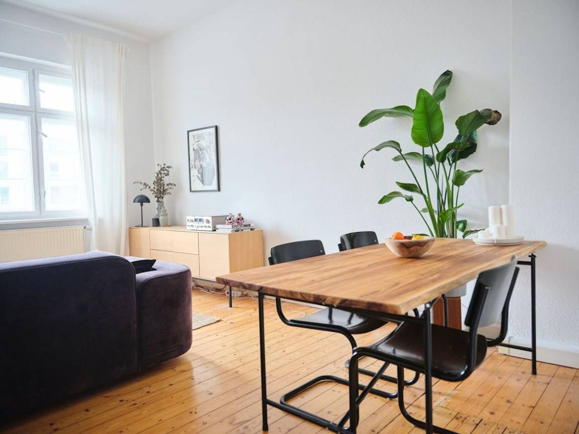 64 M² Apartment ∙ 2 Bedrooms ∙ 2 Guests - Berlin