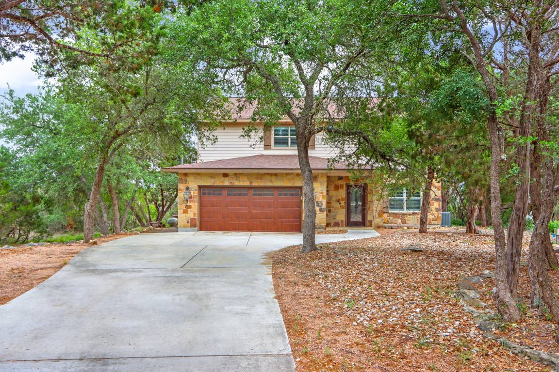 198 M² House ∙ 4 Bedrooms ∙ 8 Guests - Canyon Lake, TX