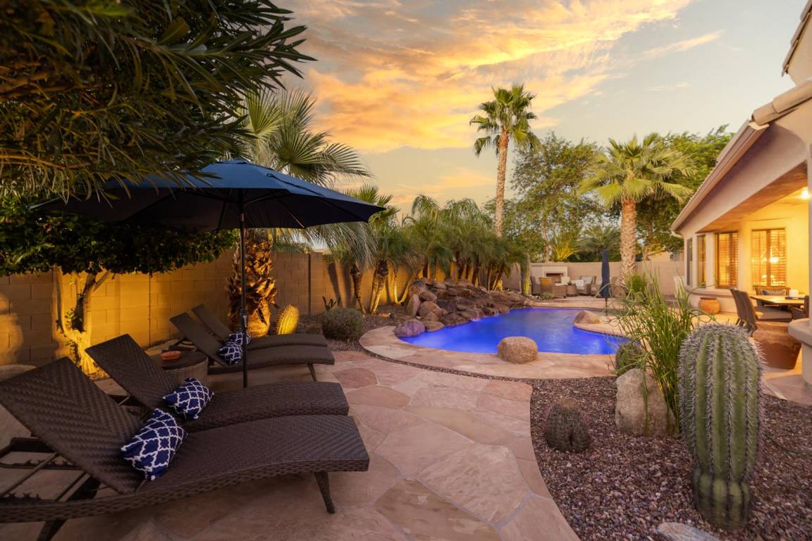300 M² House ∙ 4 Bedrooms ∙ 12 Guests - Gilbert, AZ