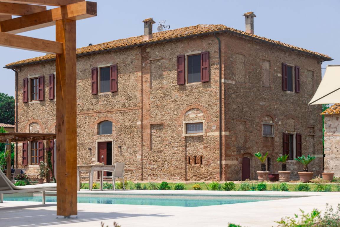 300 M² Villa ∙ 5 Camere Da Letto ∙ 12 Ospiti - Cecina
