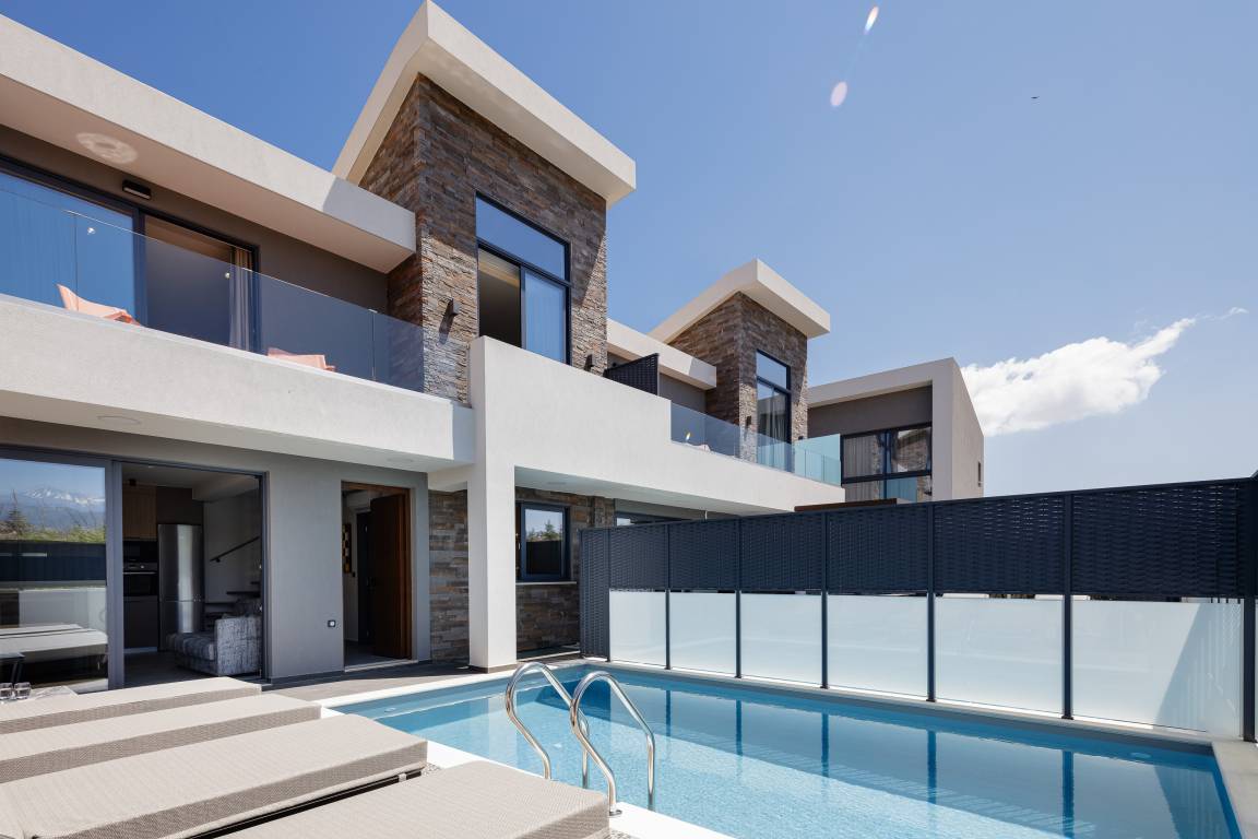 150 M² Villa ∙ 4 Bedrooms ∙ 10 Guests - Chania
