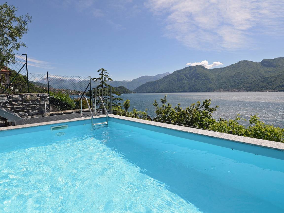 120 M² Appartement ∙ 2 Chambres ∙ 4 Personnes - Menaggio