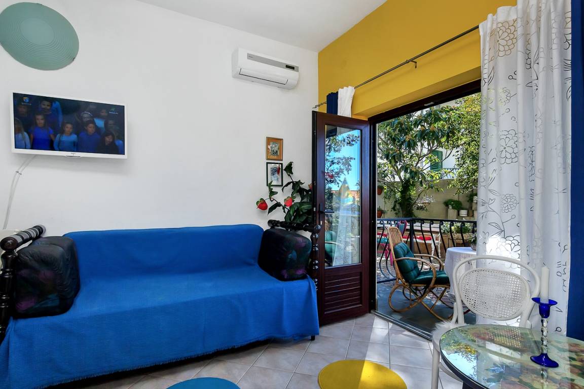 39 M² Apartment ∙ 1 Bedroom ∙ 4 Guests - Makarska