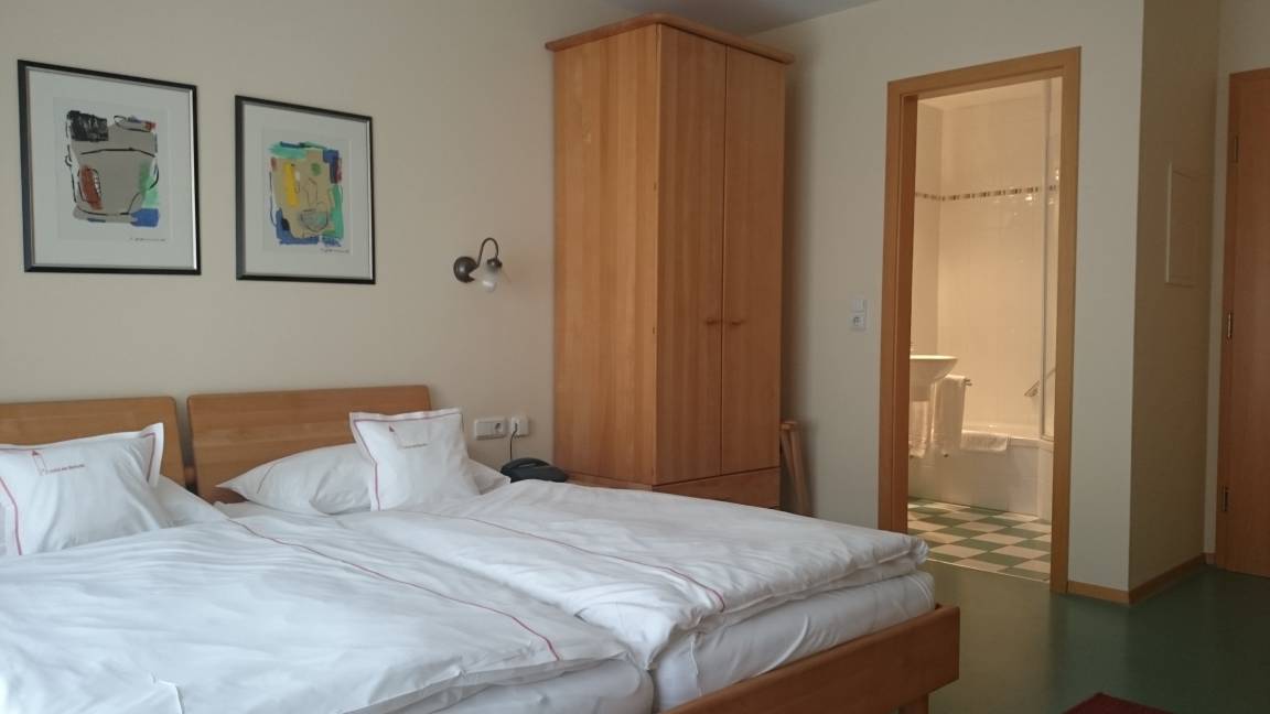 24 M² Ferienwohnung ∙ 1 Schlafzimmer ∙ 2 Gäste - Volkach