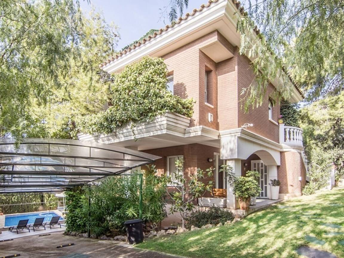 500 M² Maison De Vacances ∙ 4 Chambres ∙ 10 Personnes - La Pineda